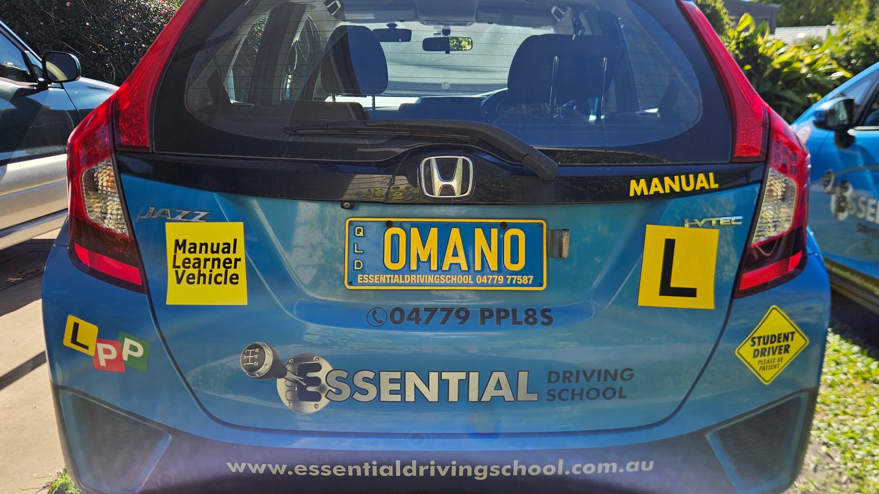 Essential Online - AUS Personalised Plates